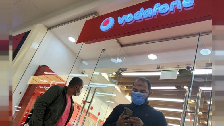 أكواد فودافون كاش Vodafone Cash ..شرح طريقة تحويل الأموال وتغيير الرقم ...